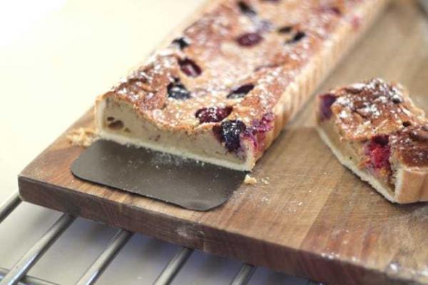 Tarte à la noisette aux fruits rouges - Délizioso